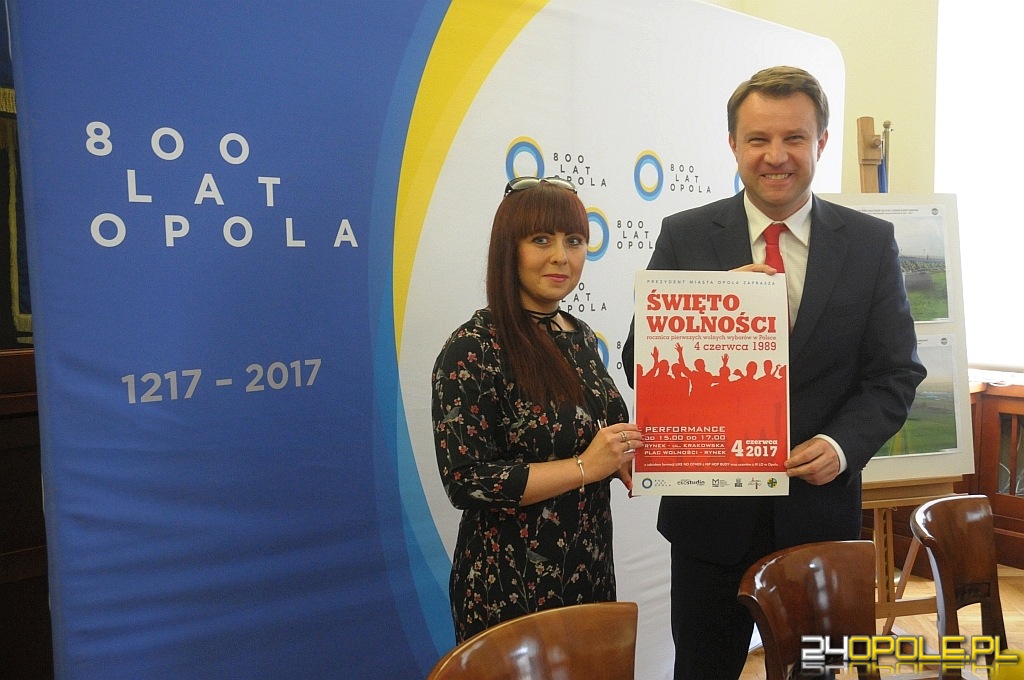 Upamiętnią pierwsze wolne wybory w Polsce - Wiadomości Upamiętnią pierwsze wolne wybory w Polsce - Wiadomości