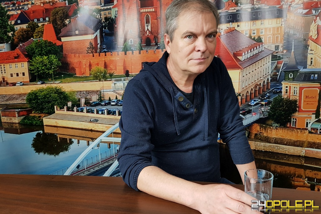 Sławomir Kuligowski - z pisania aforyzmów nie da się wyżyć, ale są inne ...