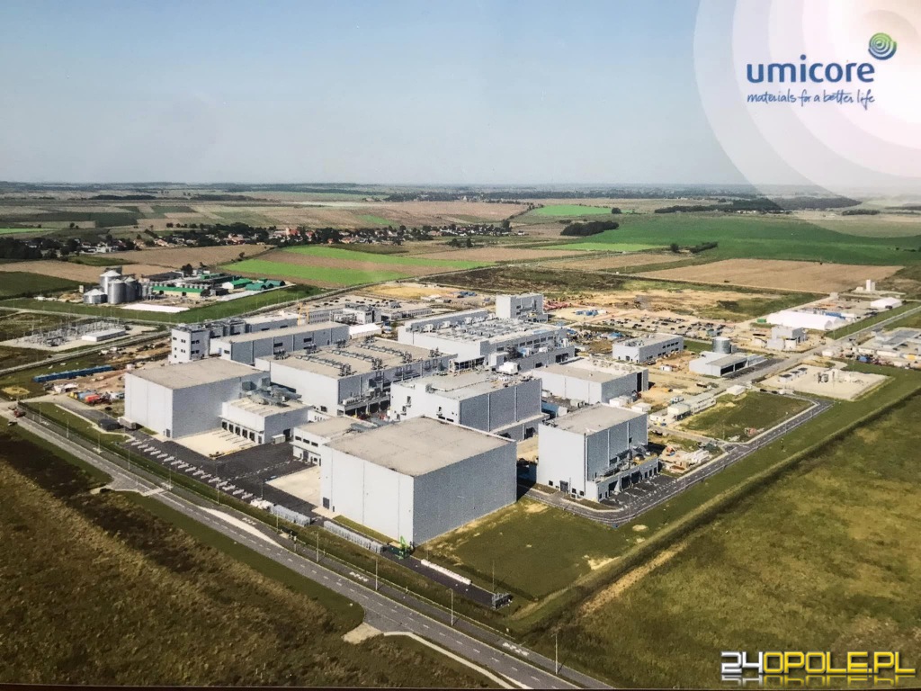 UMICORE oficjalnie otworzył swoją Gigafabrykę materiałów katodowych w ...