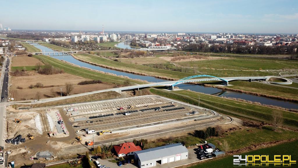 Kolejne elementy inwestycji na parkingu przy Bolko - Wiadomości