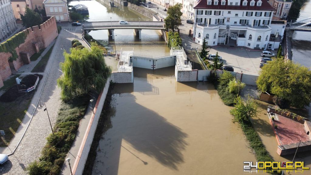 Stan Odry w Opolu: Szczyt fali spodziewany jutro wieczorem - Wiadomości